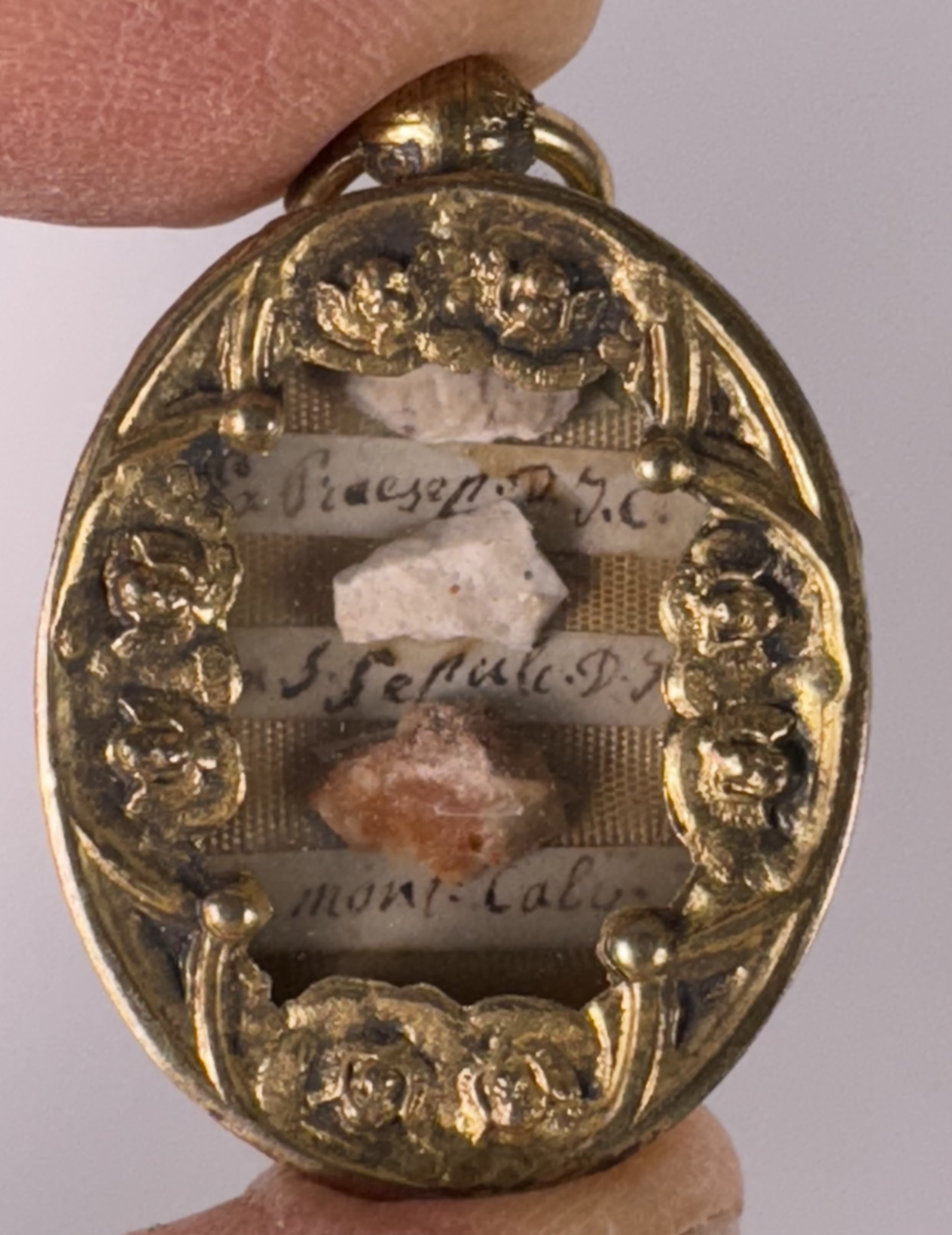 Russian Store - 1857 Documented reliquary theca with 3 relics of Christ ...